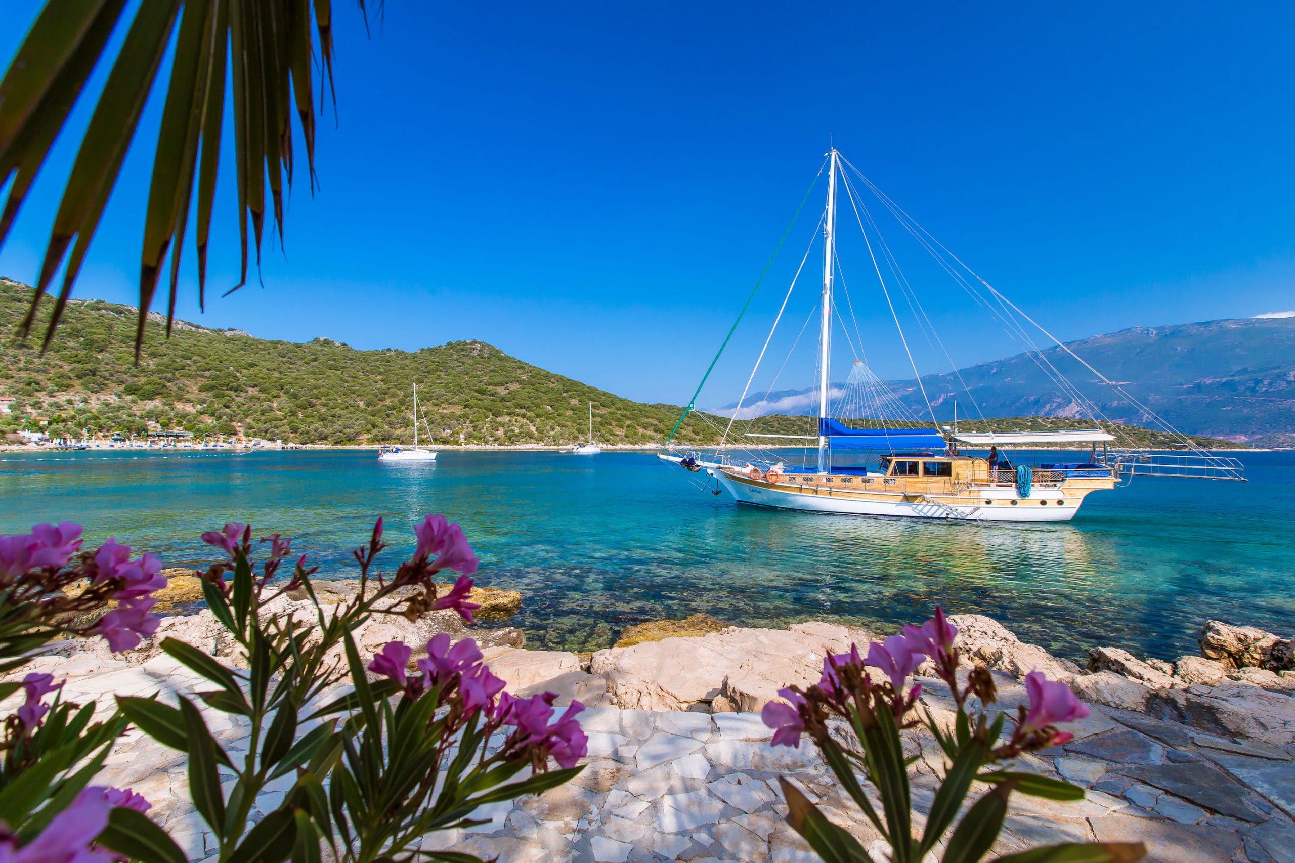 The Comprehensive Guide to Gulet Charter in Turkey - viravira.co Blog